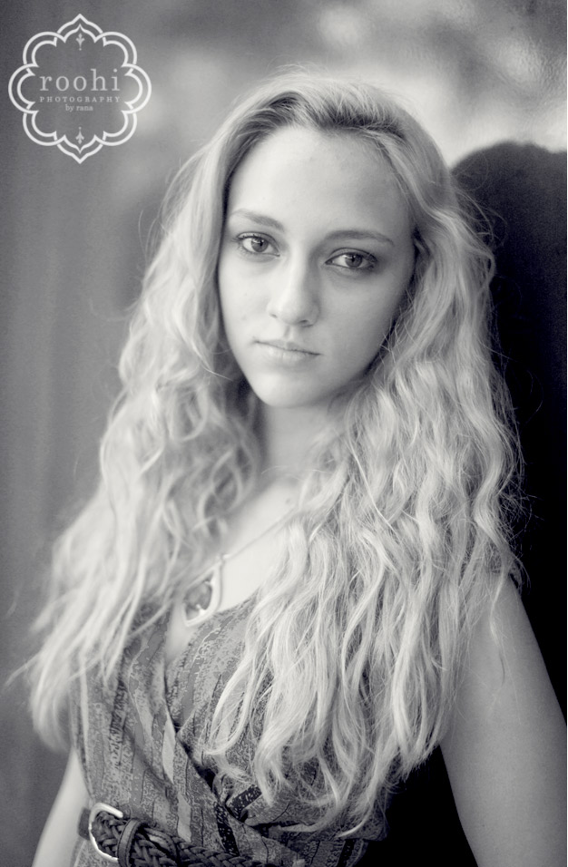 Laura. Senior Photography. Tampa/St. Petersburg, FL | Roohi Photography